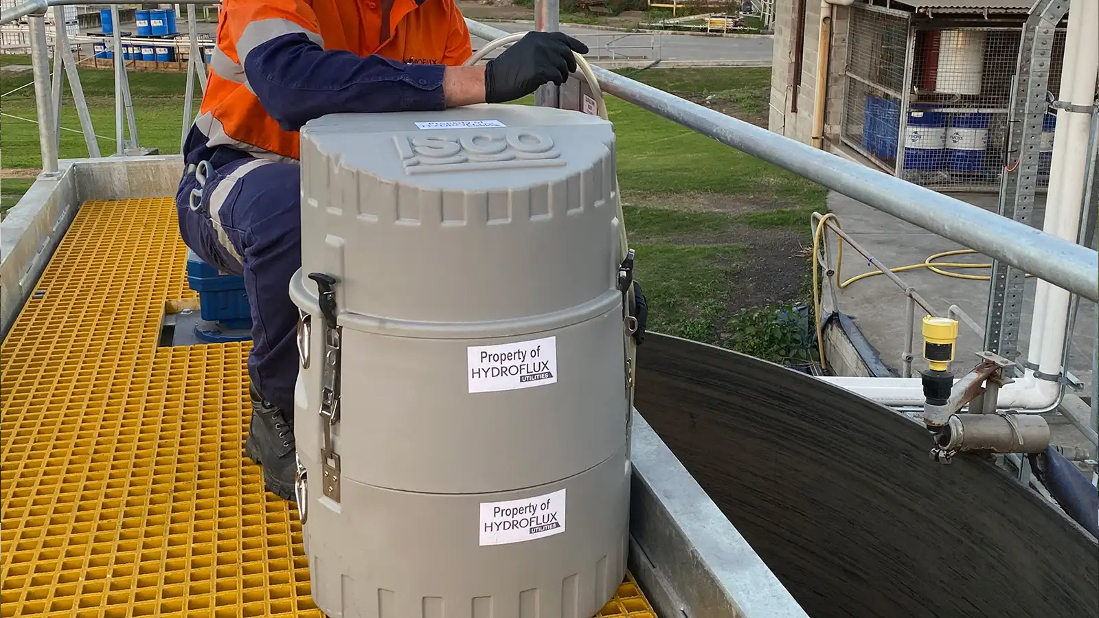 Mobile Auto-Sampler - Hydroflux Utilities